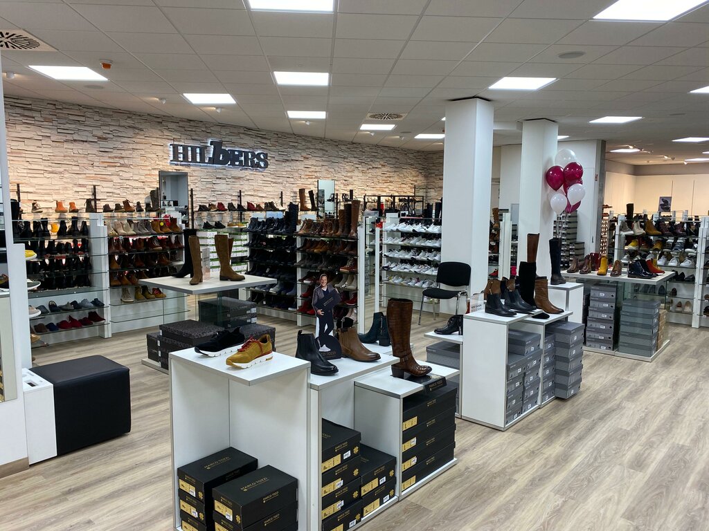 Giyim mağazası Schuhhaus Hilbers - im Modehaus Schulte, Aşağı Saksonya, foto