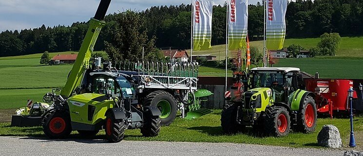 Tarım ürünleri firmaları Schöpfer Landtechnik AG, Fribourg, foto