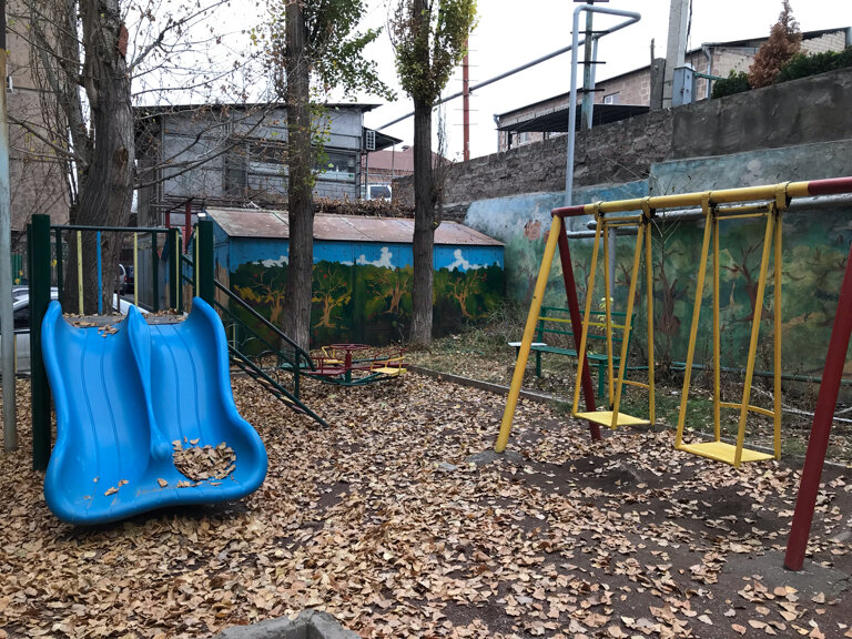 Oyun alanı Playground, Erivan, foto