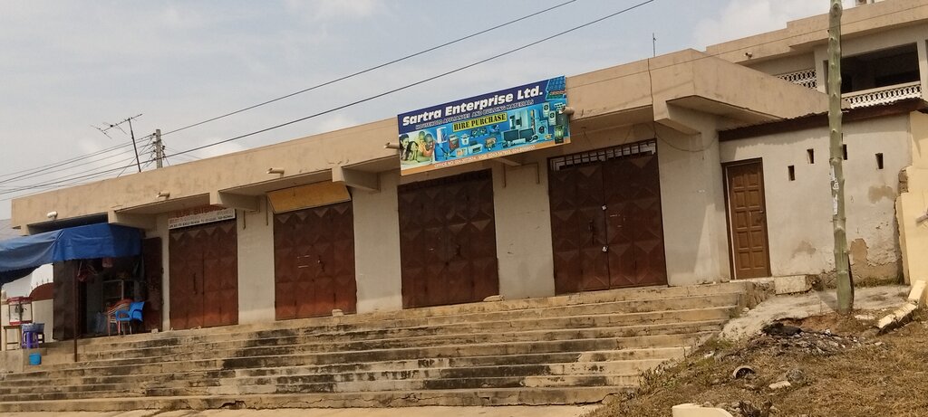 i̇şletme okulu Sartra Enterprise Ltd, Akra, foto