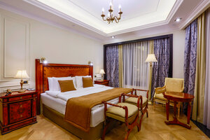 Golden Palace Resort and SPA (strada actor Chirill Stirbu No:13), otel  Kişinev'den