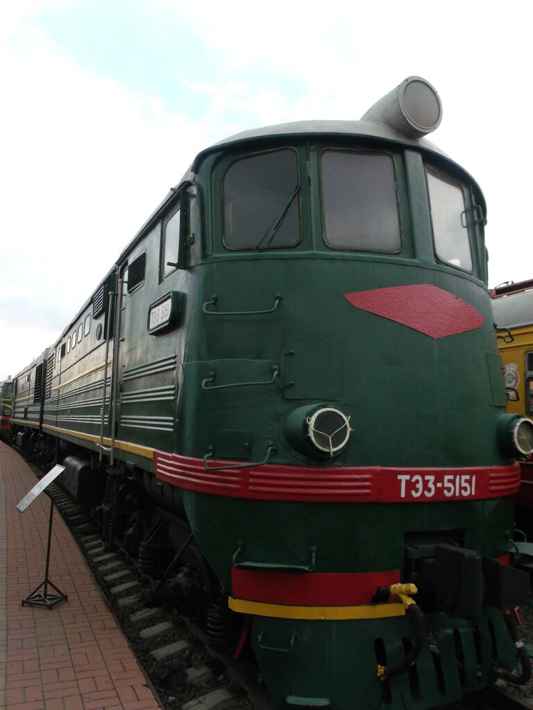 Park, sokak heykeli Тепловоз Тэ3, Moskova, foto