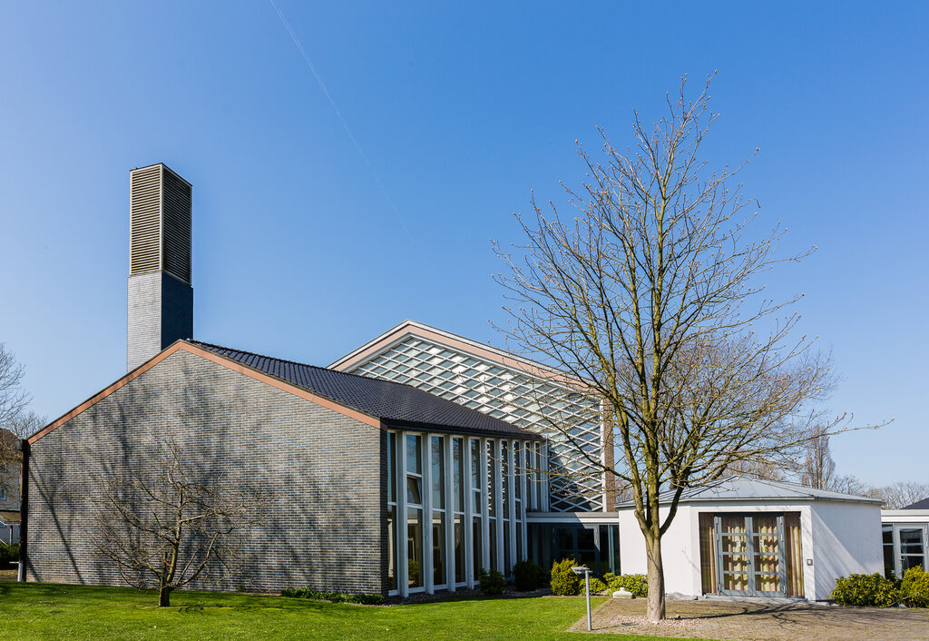 Dini dernekler Apostelkirche - Evangelische Kirchengemeinde Velbert-Dalbecksbaum, Velbert, foto