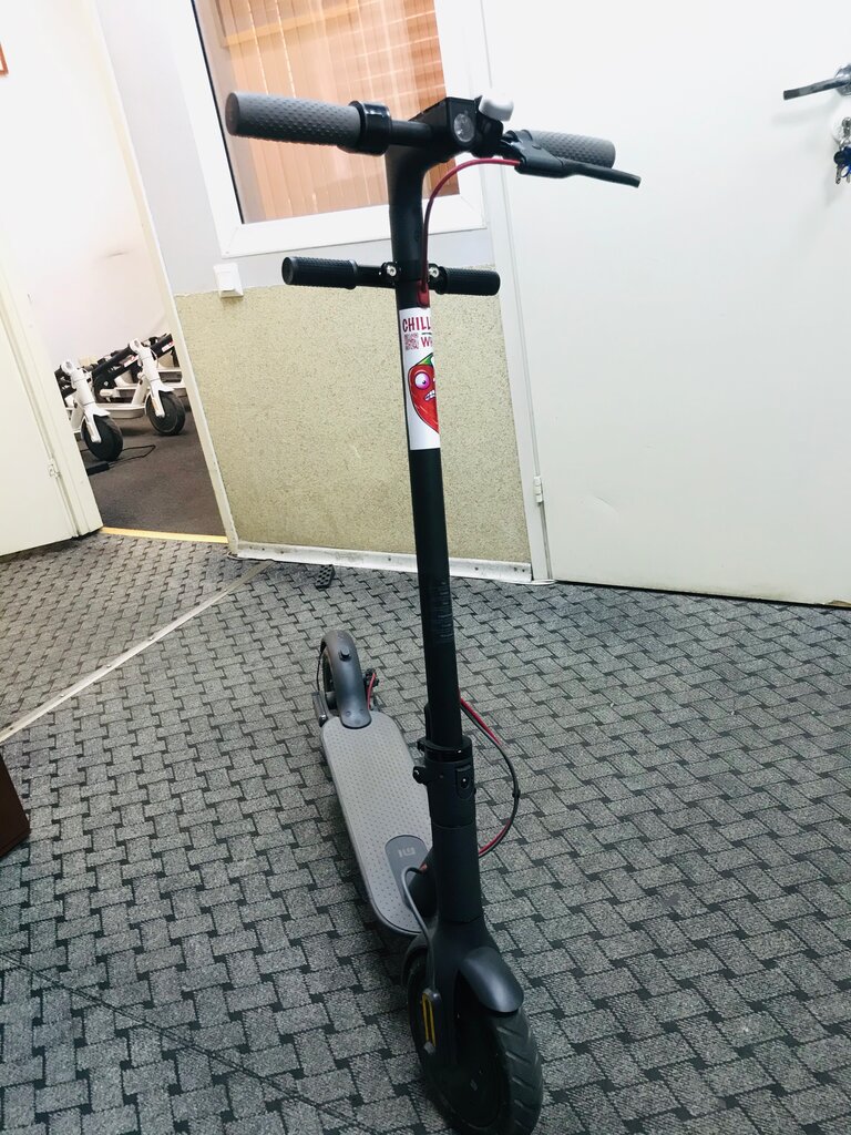 Kiralama noktası Electric scooter rental, Saint‑Petersburg, foto