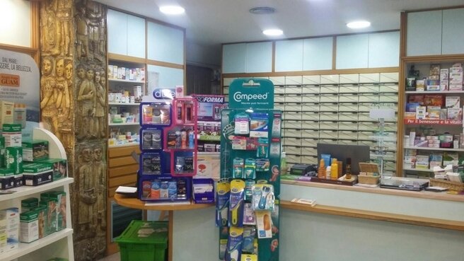 Eczaneler Farmacia Sellitti, Napoli, foto
