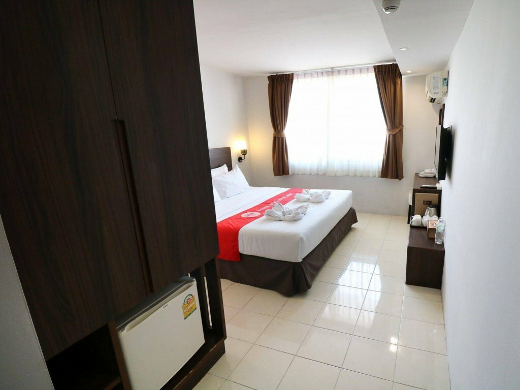 Otel Nida Rooms Bang Rak Emerald, Bangkok, foto