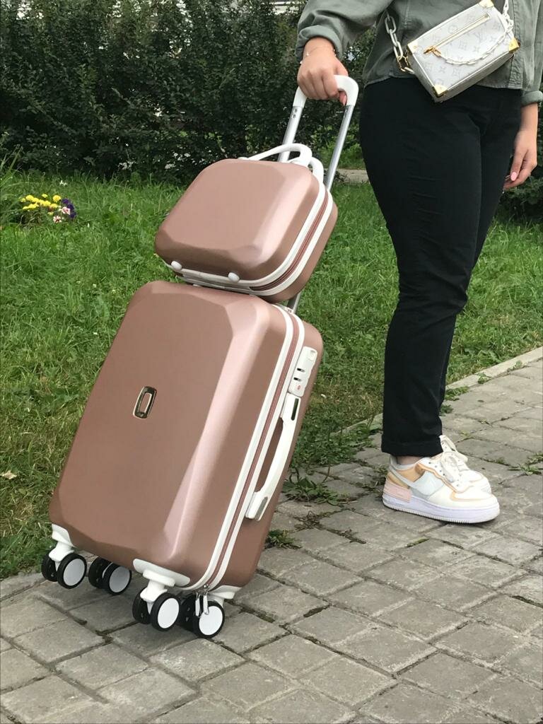 Çanta ve valiz mağazaları Luggage and bag stores Dr.Voyage, Moskova, foto