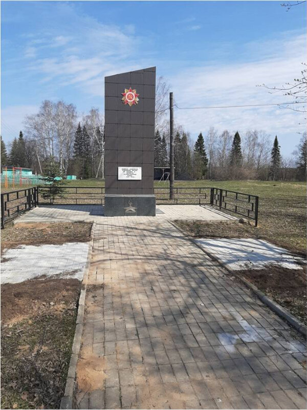 Anıt, heykel Воинам-землякам, погибшим в годы Великой Отечественной войны, Nijegorodskaya oblastı, foto