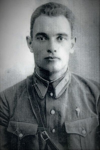 Anıt levhası, anıt taş Герою Советского Союза Борису Наумовичу Воловодову, Stavropol, foto
