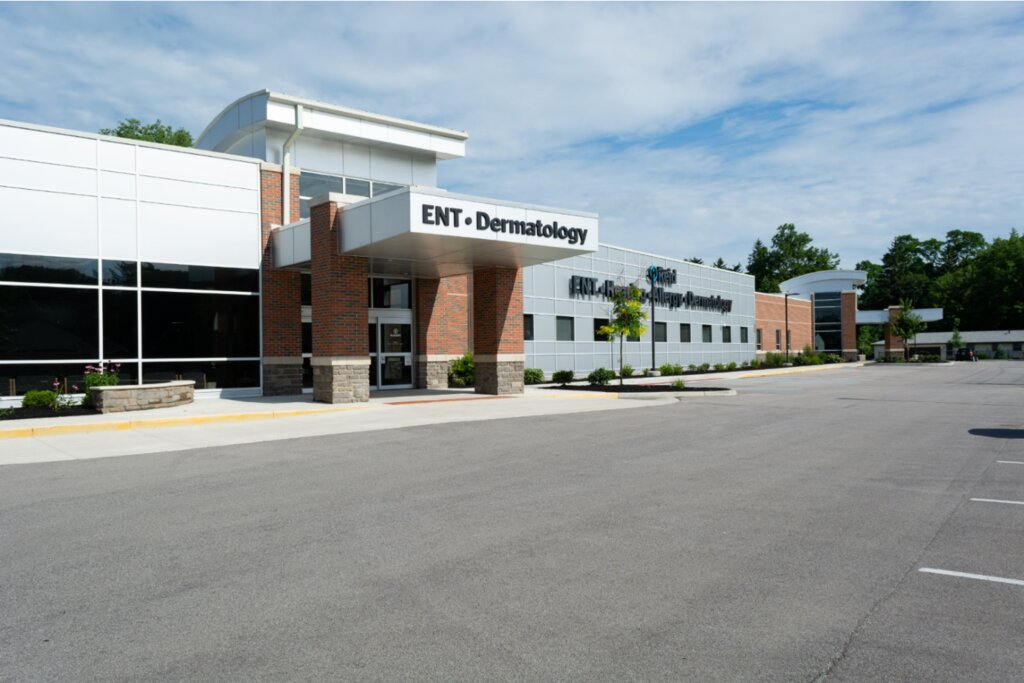 Tıp merkezleri ve klinikler Reid Ent - Richmond, İndiana Eyaleti, foto