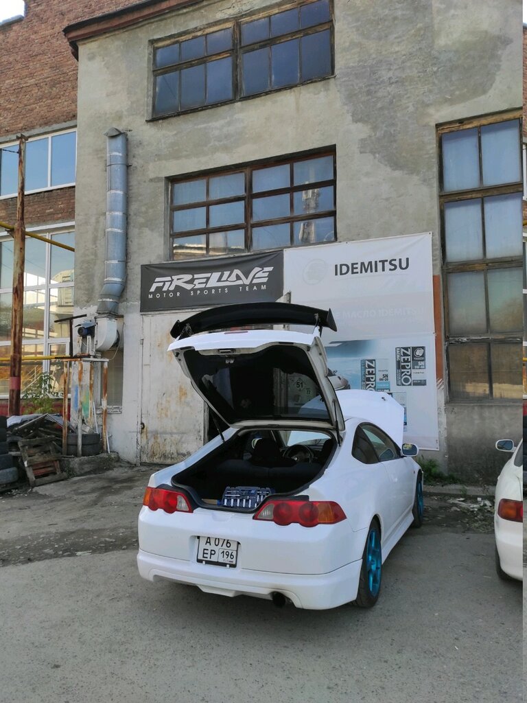 Otomobil servisi Fireline, Yekaterinburg, foto