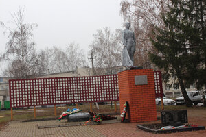 Мемориал Великой Отечественной войны (Belgorod Region, Korochanskiy rayon, Bekhteyevskoye selskoye poseleniye, selo Bekhteyevka), anıt, heykel  Belgorodskaya oblastından