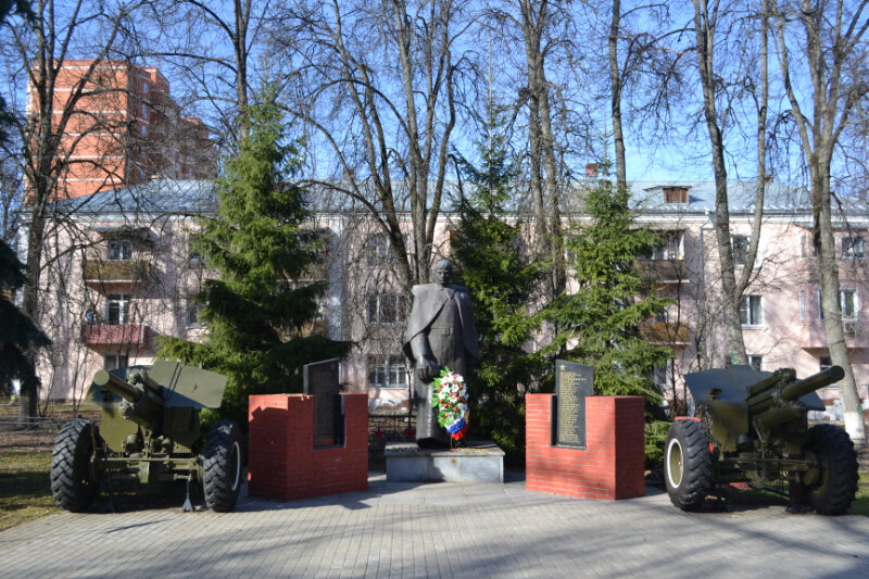 Anıt, heykel Мемориал Великой Отечественной войны, Moskova, foto