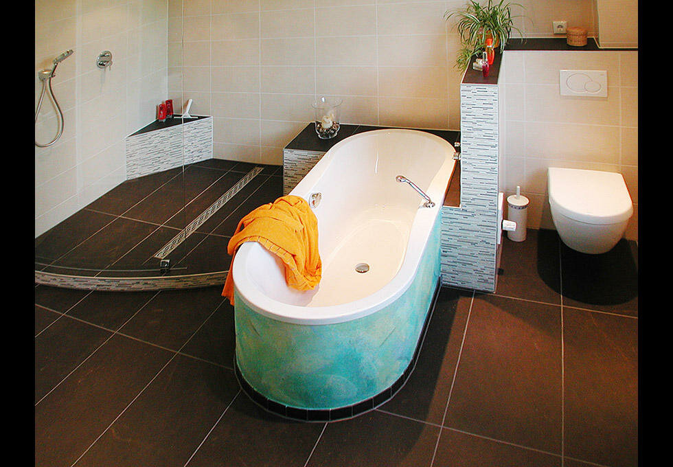 Hamam ve sauna inşaatı Baden und Wohnen, Baden‑Wurttemberg, foto