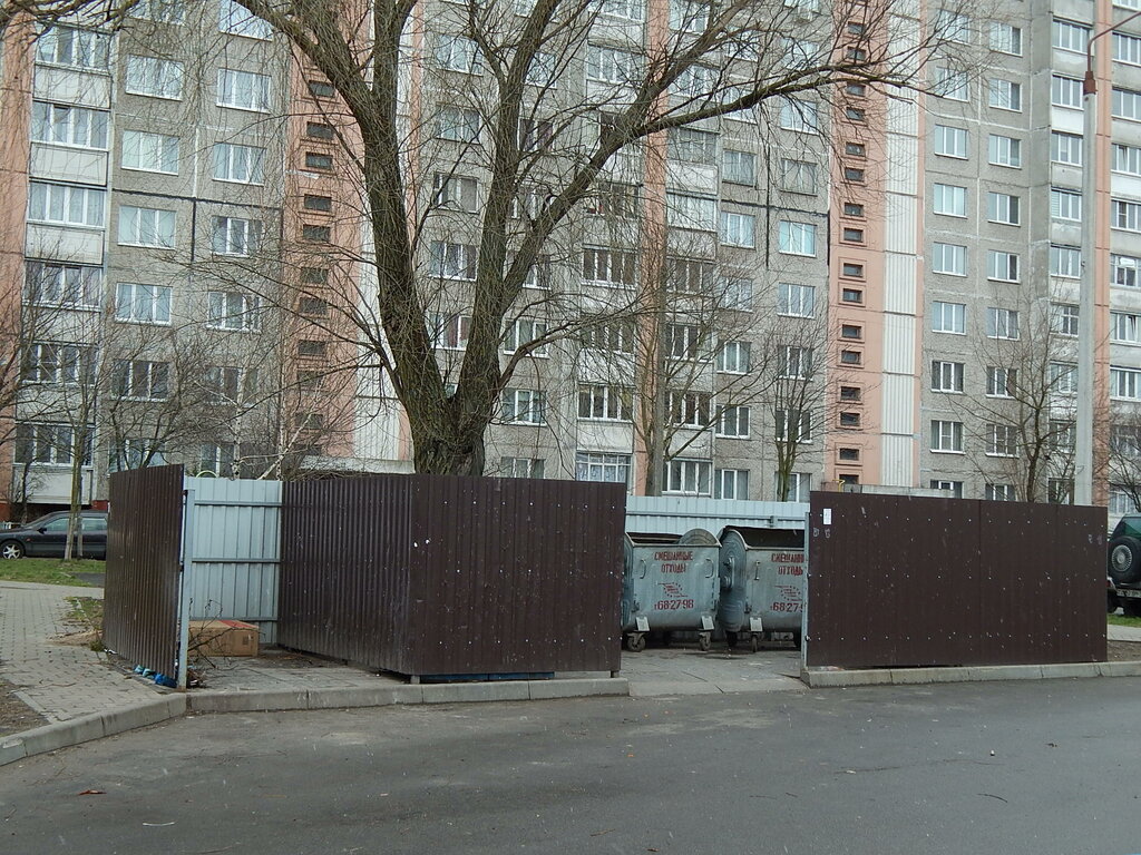 Çöp alanları Trash and garbage disposal area, Gomel, foto