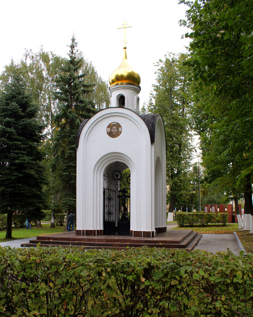 Şapel, haç anıtı Chasovnya V Noginske, Noginsk, foto