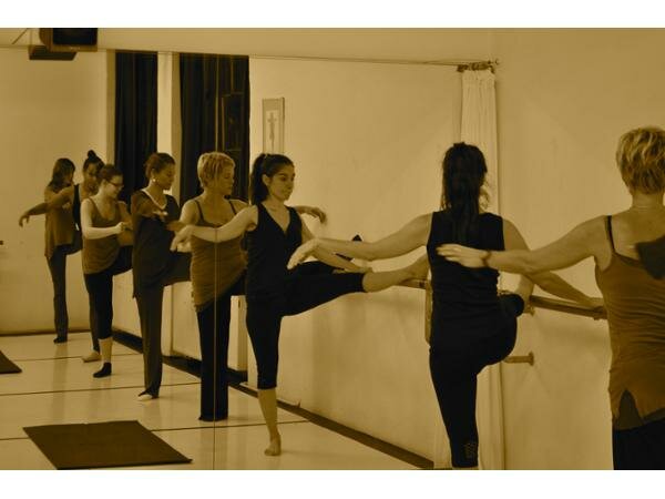 Dans okulları Manhardt Margit - Studio f künstlerischen Tanz, Viyana, foto