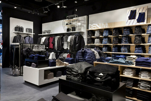 Calvin klein fashion outlet store