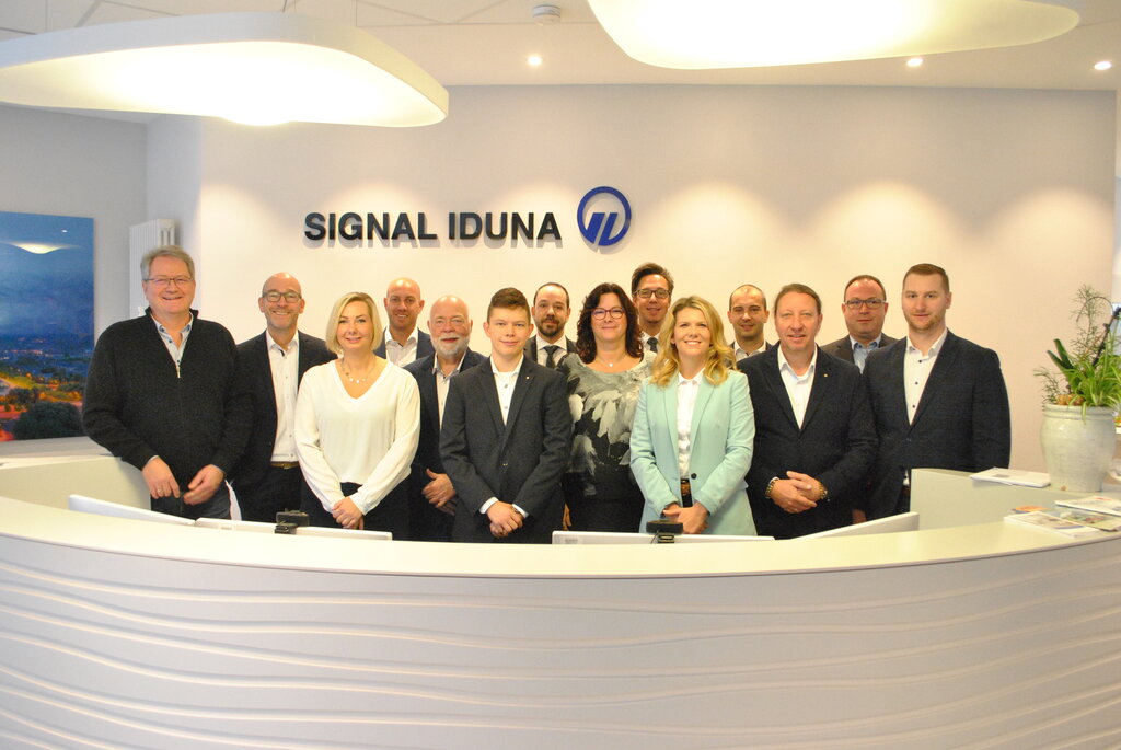 Sigorta şirketleri Signal Iduna Versicherung Geschäftsstelle Neuss, Neuss, foto