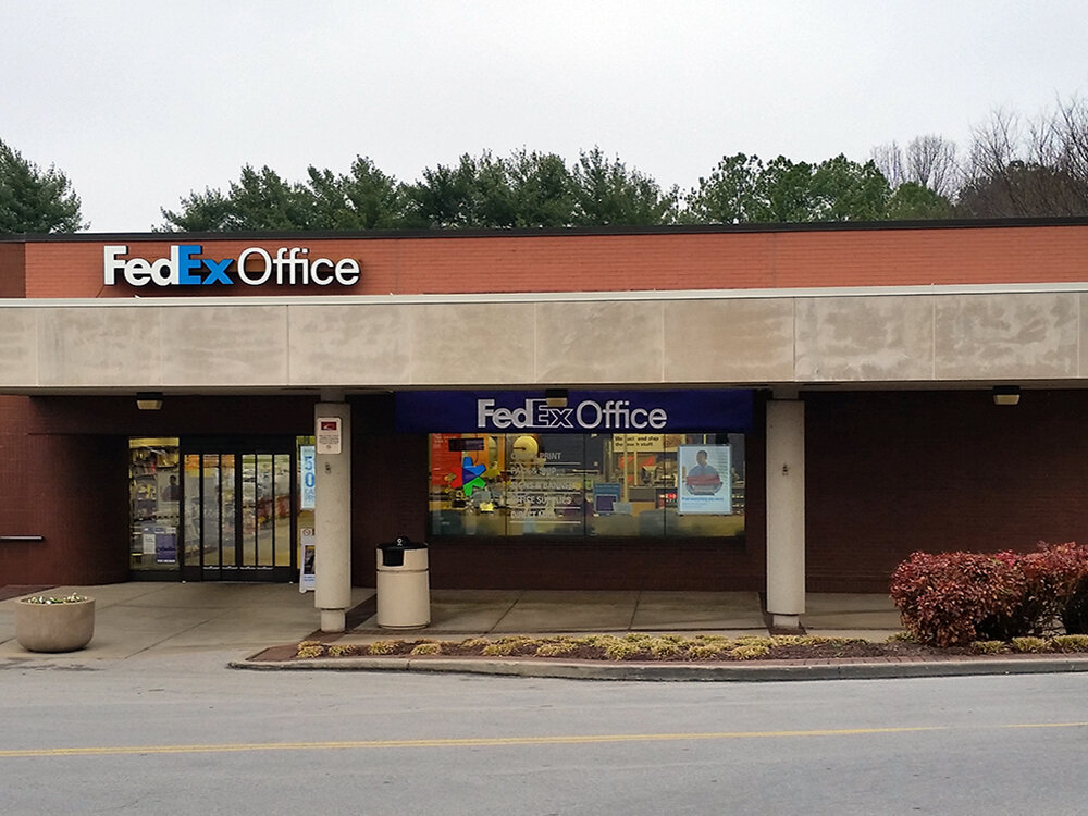 Fotokopi dükkanları FedEx Office Print & Ship Center, Brentwood, foto