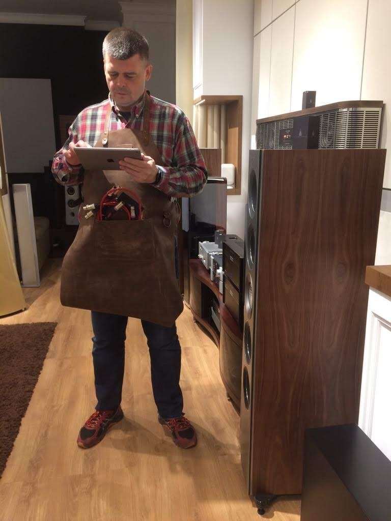 Ses ve ışıklandırma ekipmanları firmaları Hi-Fi audio, Moskova, foto