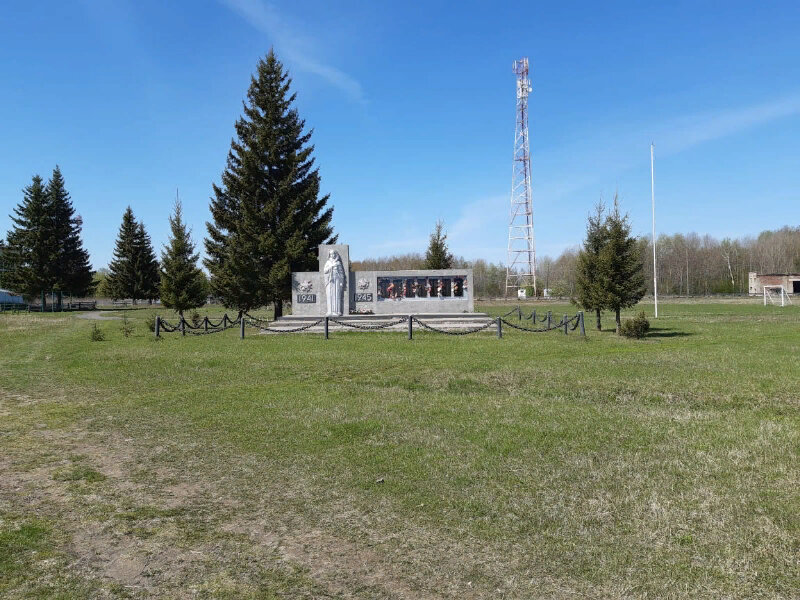 Anıt, heykel Участникам Великой Отечественной войны, Omskaya oblastı, foto