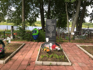 Воинское захоронение (Tver Region, Belskiy munitsipalny okrug, derevnya Chichaty, Chichatskoye kladbishche), anıt, heykel  Tverskaya oblastından