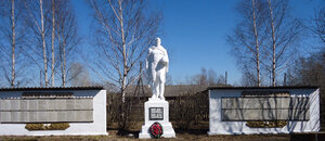 Воинам погибшим в Великой Отечественной войне (Kirov Region, Belokholunitskiy rayon, derevnya Gurenki, Sovetskaya ulitsa), anıt, heykel  Kirovskaya oblastından
