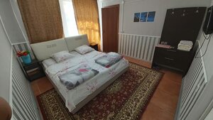 Konak Evi (Kreıser Avrora kóshesі No:1/6, Shymkent), otel  Çimkent'ten (Şımkent'ten)