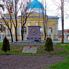 Anıt, heykel Памятник, Ludza, foto