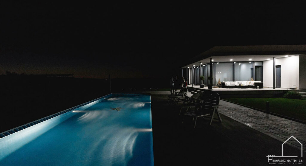 Yeni teknolojiler ve ar-ge merkezleri Hernández Martín Construcciones y Piscinas, Kastilya ve Leon, foto