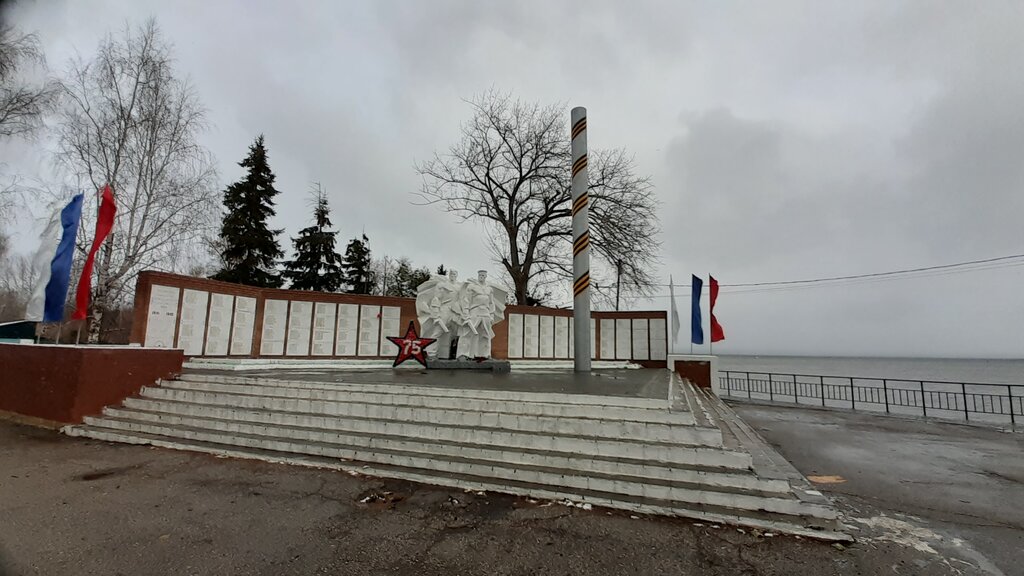 Anıt, heykel Погибшим в битве за Родину, Sengiley, foto