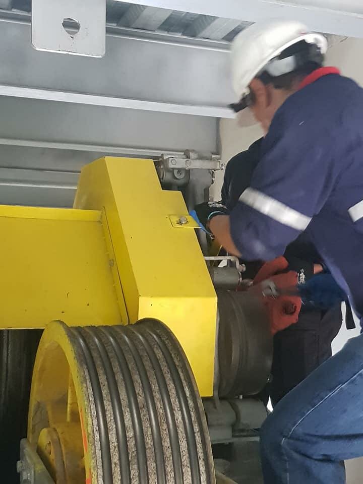 Asansörler, asansör ekipmanları Eleving Ascensores, Kito, foto