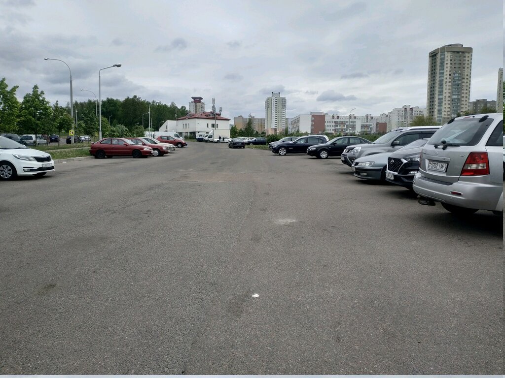Otoparklar Car park, Minsk, foto