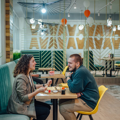 Pizzacılar Arlekin, Sakhalinsk, foto
