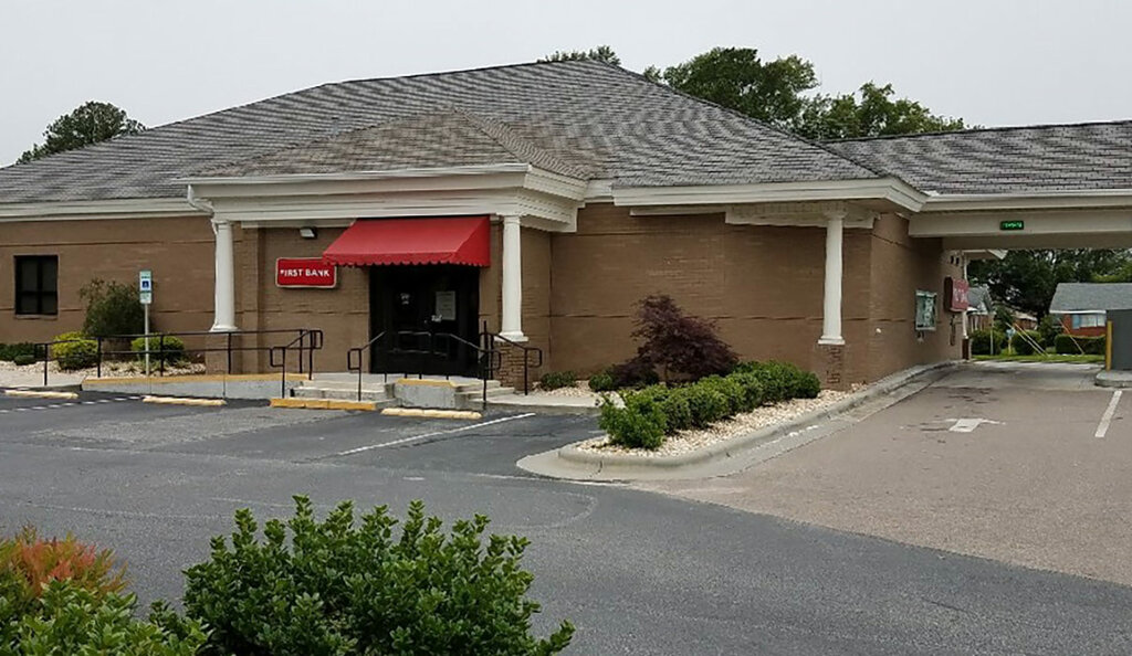 ATM'ler First Bank - Washington, Nc, Kuzey Carolina Eyaleti, foto