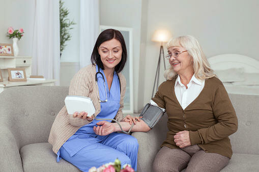 Huzurevi, bakımevi Gerontological Home Brothers Gil 2, , foto