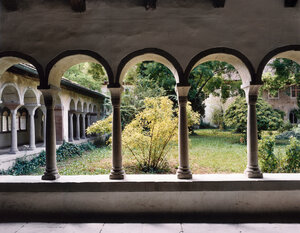 Museum zu Allerheiligen (Klosterstrasse No:8, Schaffhausen), kahve dükkanları  Schaffhausen'dan
