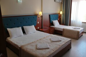 Burgaz Resort Aquapark Hotel (Kırklareli, Lüleburgaz, Sarıcaali Köyü), otel  Lüleburgaz'dan
