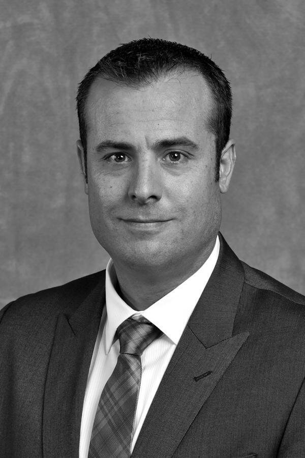 Yatırım fonu firmaları Edward Jones - Financial Advisor: Aaron P Bagully, Kolarado Eyaleti, foto