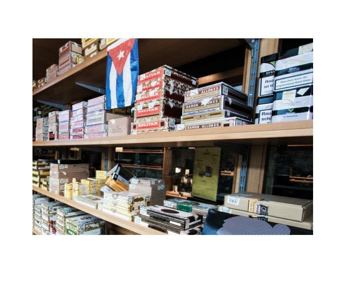 Tütün, sigara mağazaları Klenk Zigarrenkultur/CigarDeluxe GmbH & Co. Kg, Baden‑Wurttemberg, foto