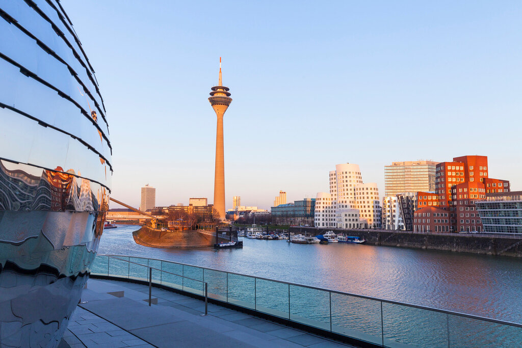 i̇ş ve işçi bulma kurumları Robert Half, Düsseldorf, foto