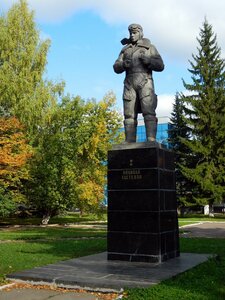 Николай Гастелло (Republic of Bashkortostan, Ufa, mikrorayon Gastello), anıt, heykel  Ufa'dan