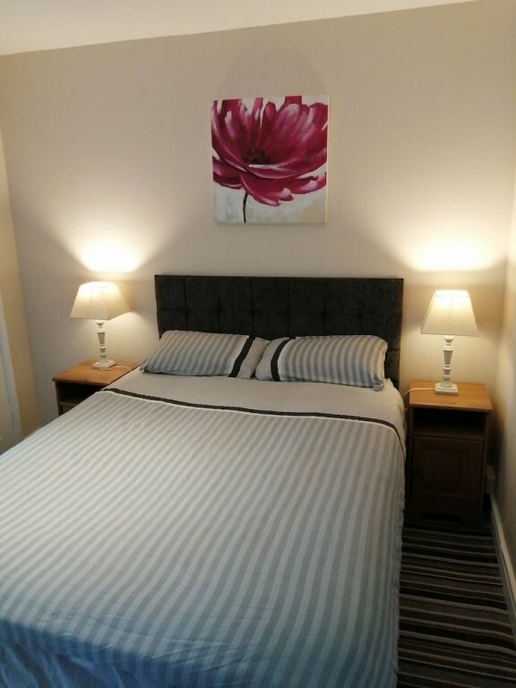 Otel Spring Grove Tavern, İngiltere, foto