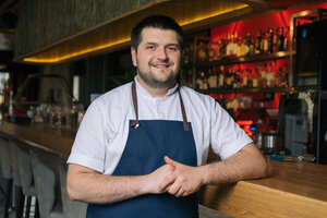 Skazka. Eda i vino (Svobody Street No:27, Yaroslavl), restoran  Yaroslavl'dan