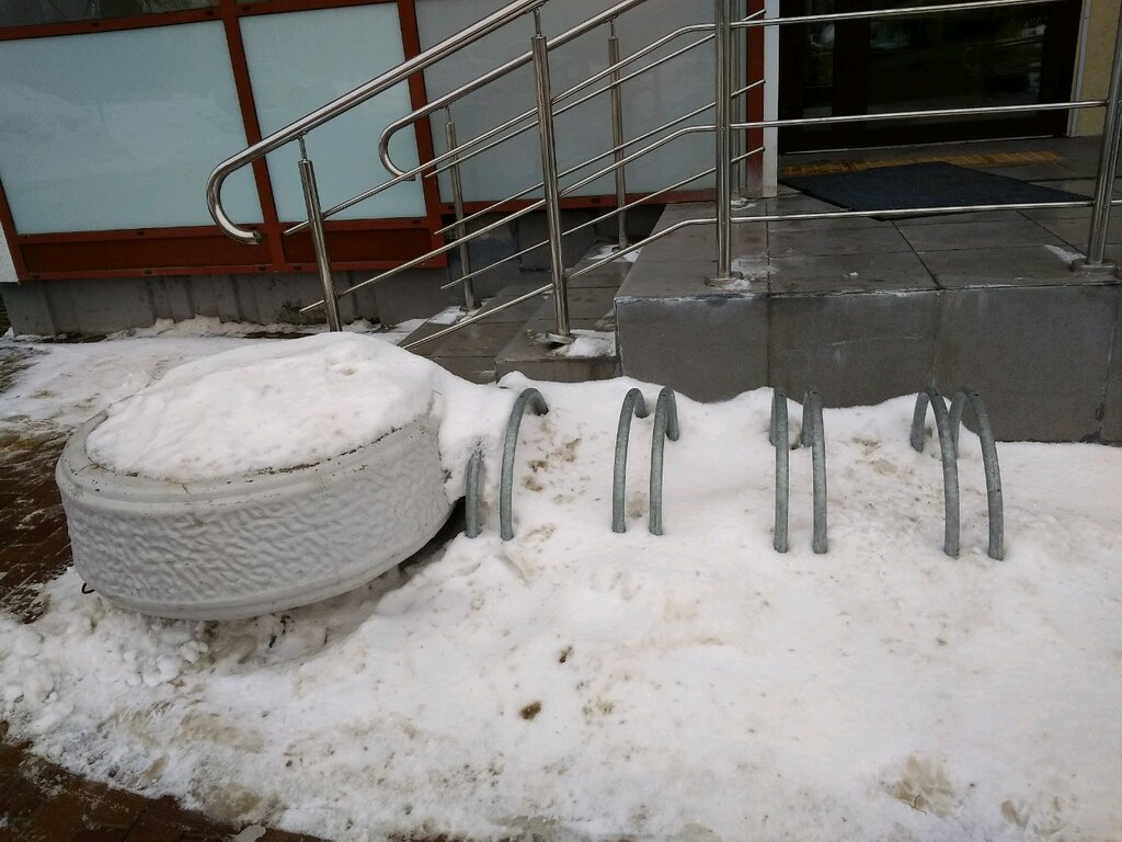 Bisiklet park yerleri Bicycle parking, Naberejniye Çelny (Yar Çallı), foto