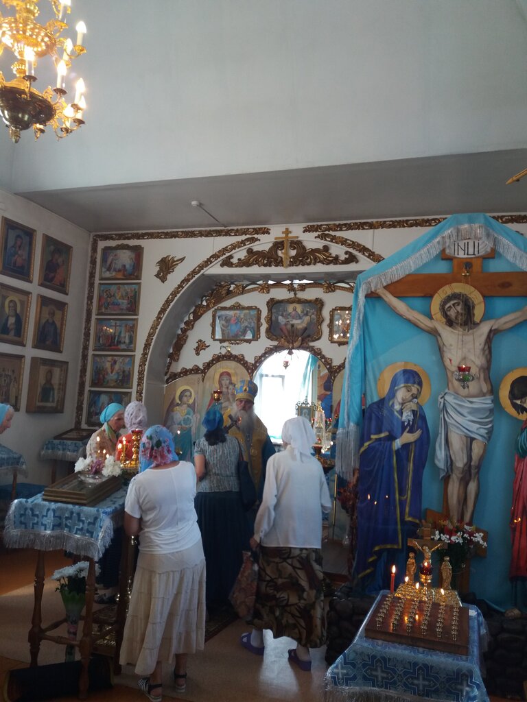 Ortodoks kiliseleri Tserkov Tikhvinskoy ikony Bozhiyey Materi, Barnaul, foto