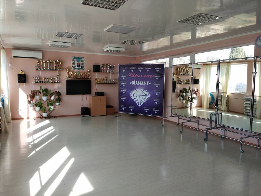 Dans okulları Diamant, Sevastopol, foto