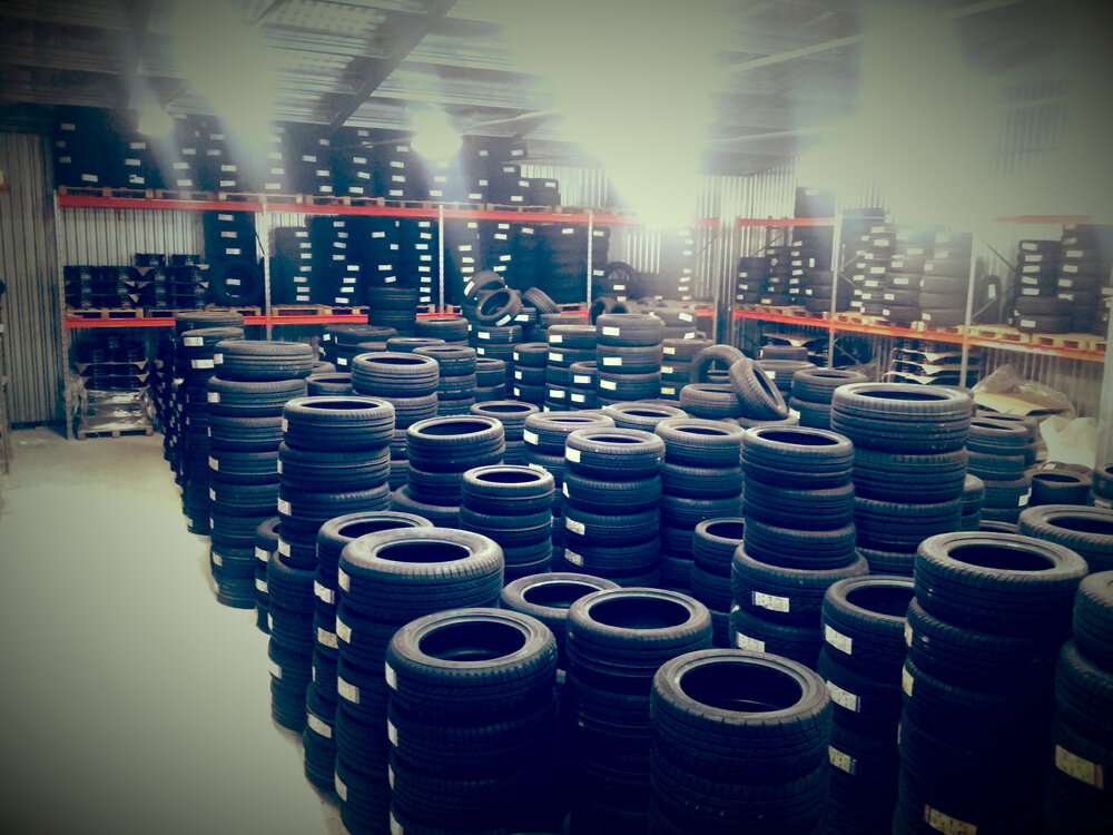 Jant ve lastikçiler BCD-tyre, Moskova ve Moskovskaya oblastı, foto