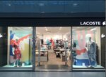 Lacoste (Maria-Theresien-Straße No:18), giyim mağazası  Innsbruck'tan